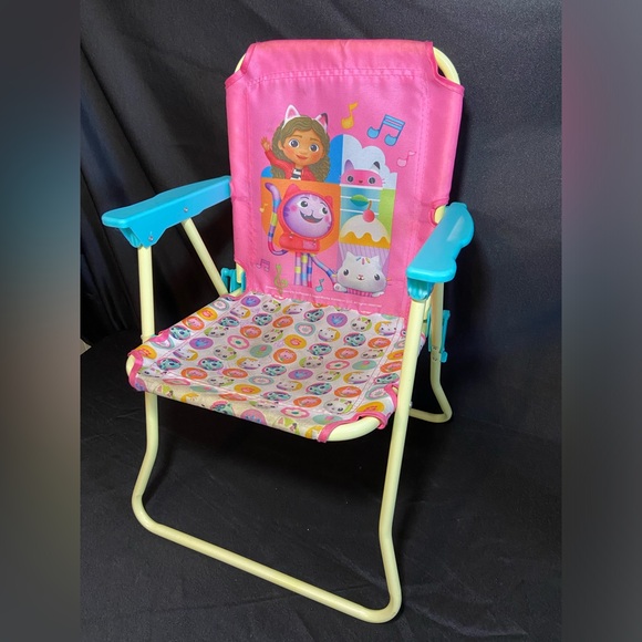 Dreamworks | Other | Gabbys Dollhouse Kids Foldout Patio Chair Jakks ...